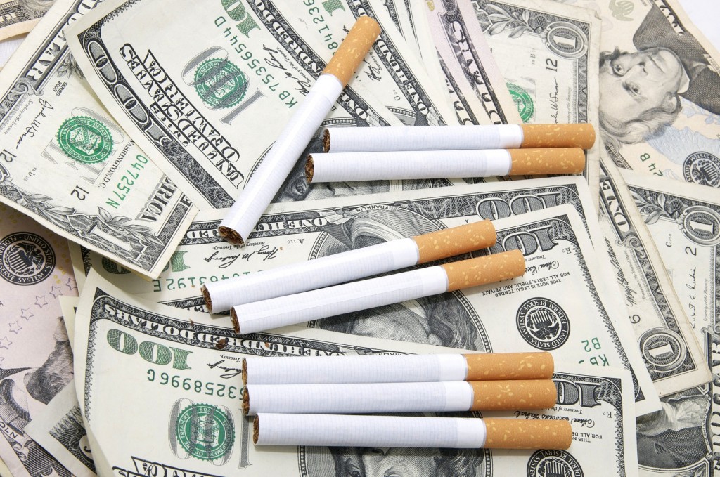 E-Cigs Take the $tage